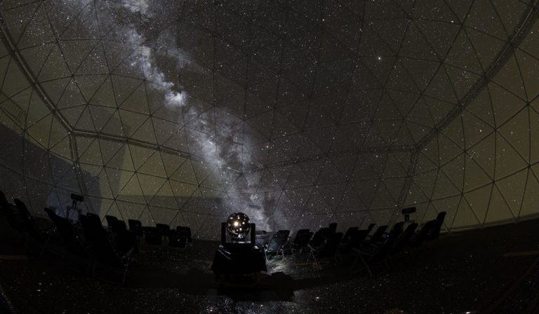 “Heavenly Paradise. Winter Night Tour –STARS BY NAKED–” MEGASTAR-II ...